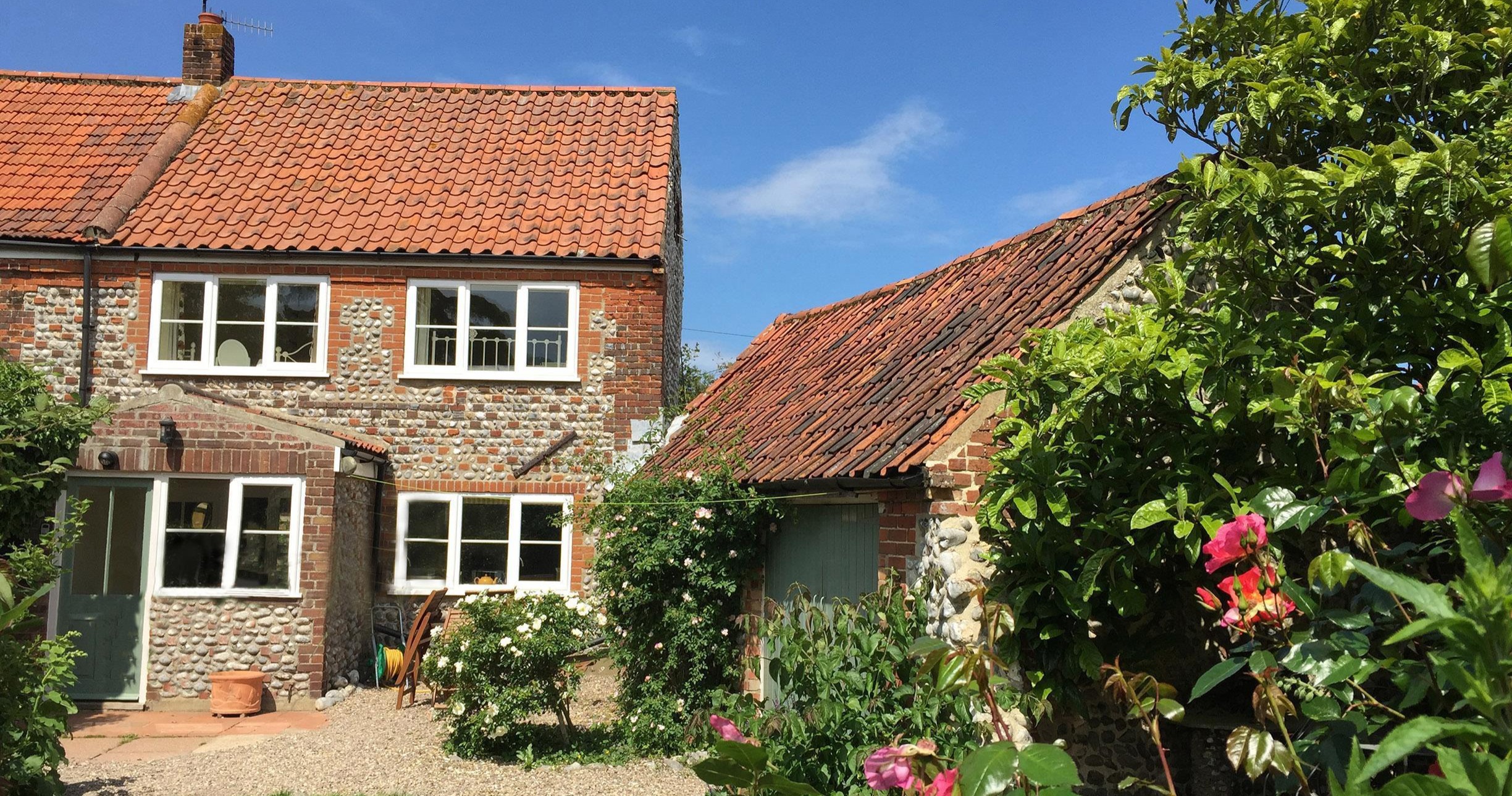 Teddy’s Retreat 5+ Dog Friendly Holiday Cottage Accommodation