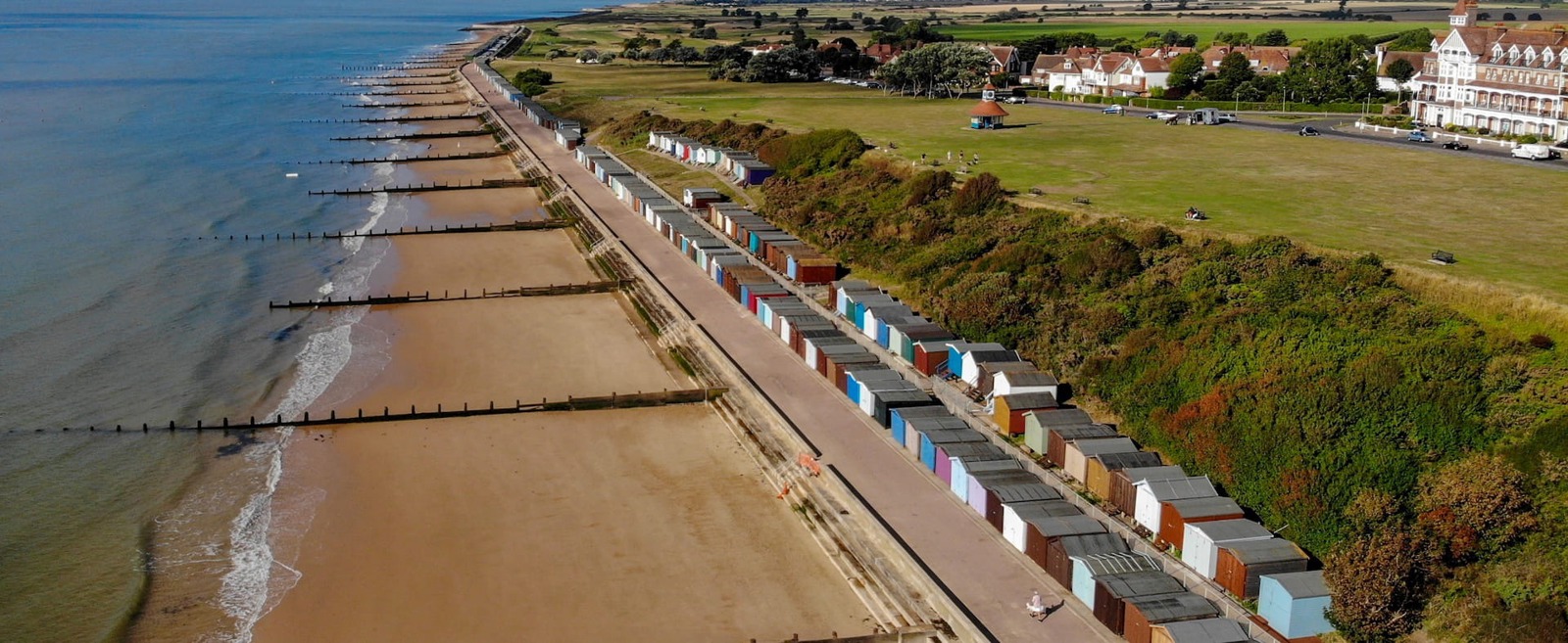 Accessible holiday home in Clacton-on-Sea, Essex - Rose-Marie Lodge ...