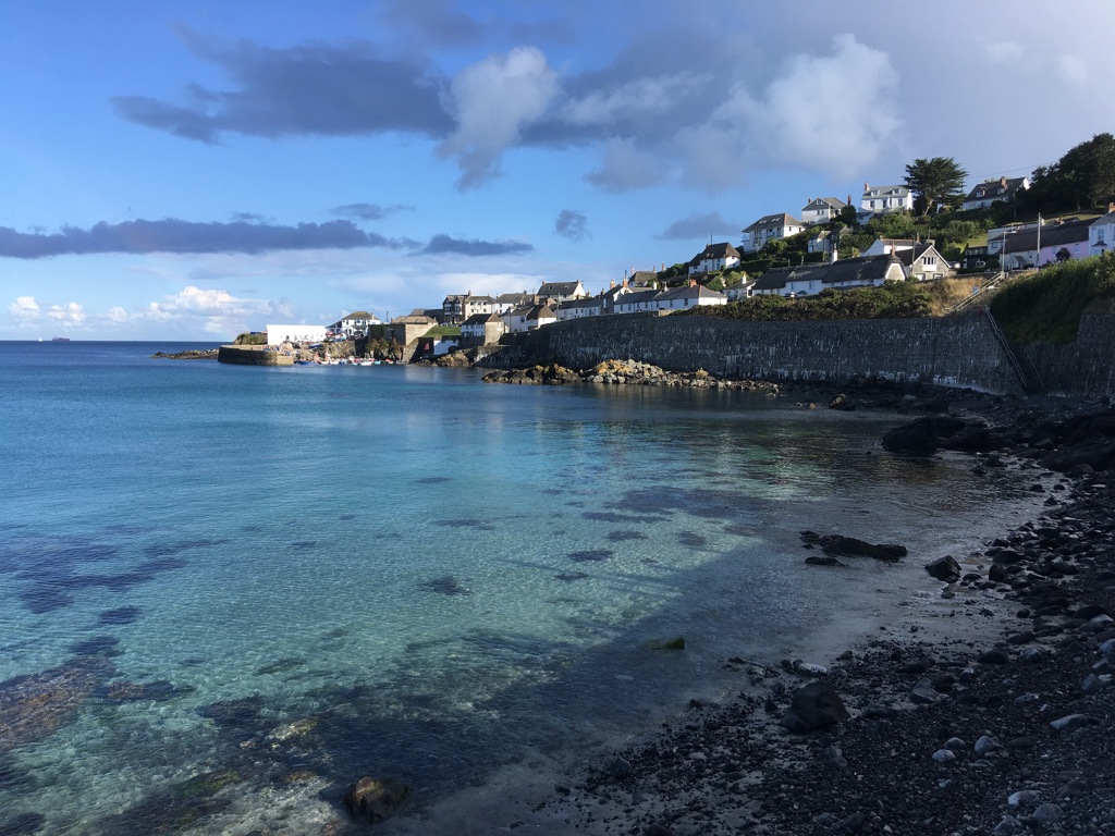 Two bedroom apartment overlooking the sea in Coverack, Cornwall ...