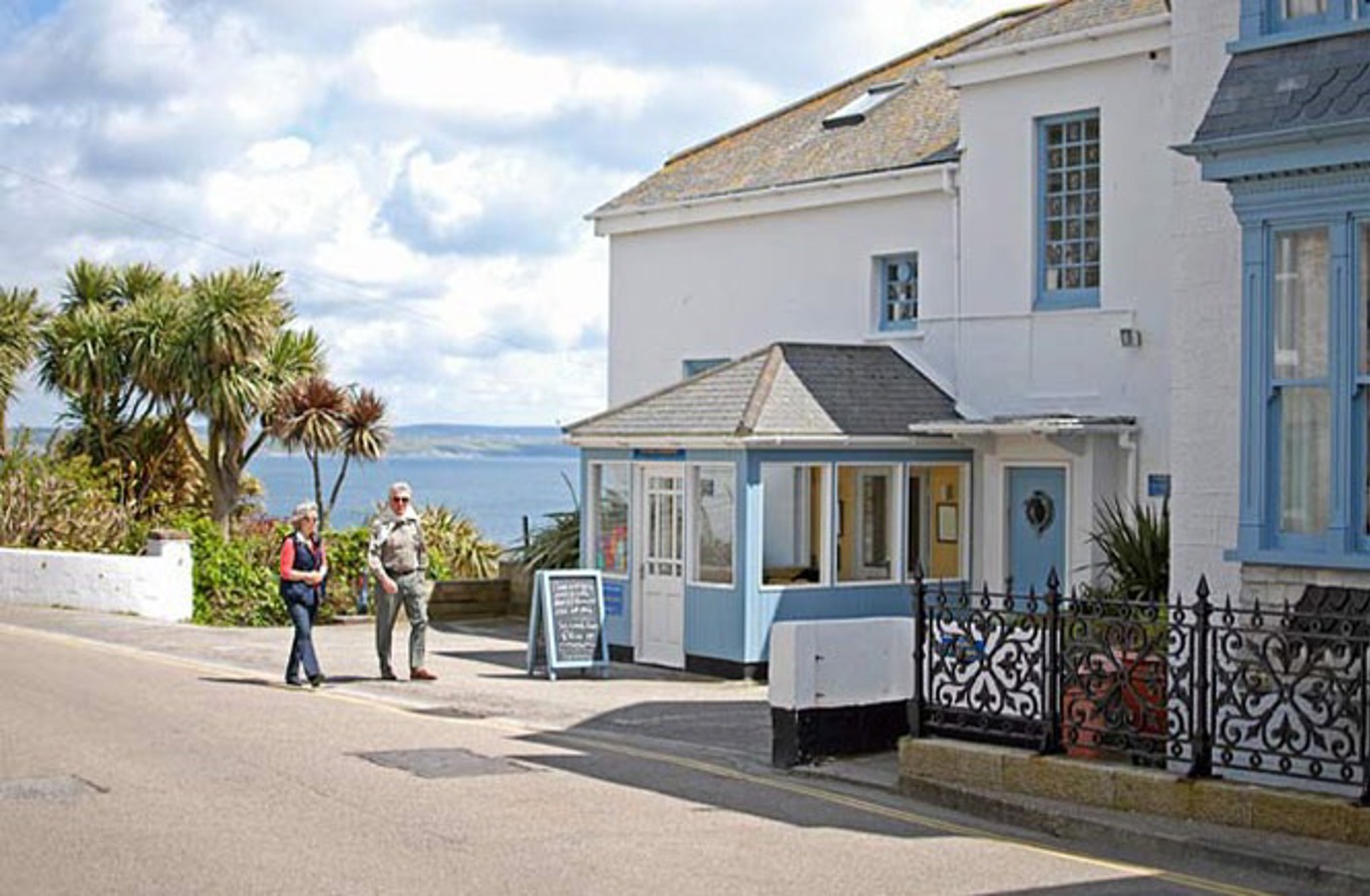 Places to Eat - Holiday in Mousehole, Cornwall